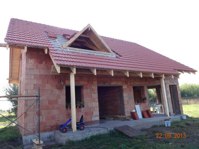 Arhiconstruct: Constructii Case Arad Realizare Zidarie Porotherm Casa Parter si Mansarda