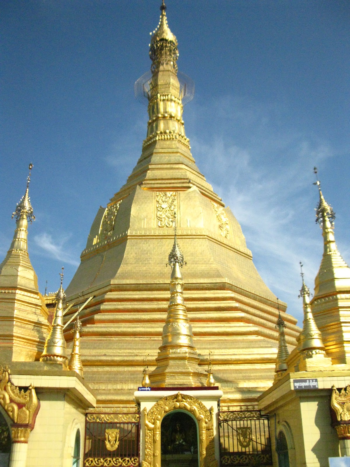 The Grateful Globetrotters: Myanmar/Burma: Unspoiled Ngapali Beach ...