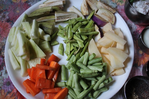 Malabar Avial Recipe / Malabar Style Aviyal Recipe / Avial Recipe ...