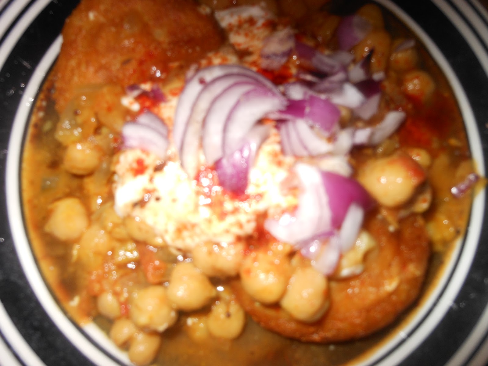 Simple & Delicious Recipe: Aloo Tikki with chole