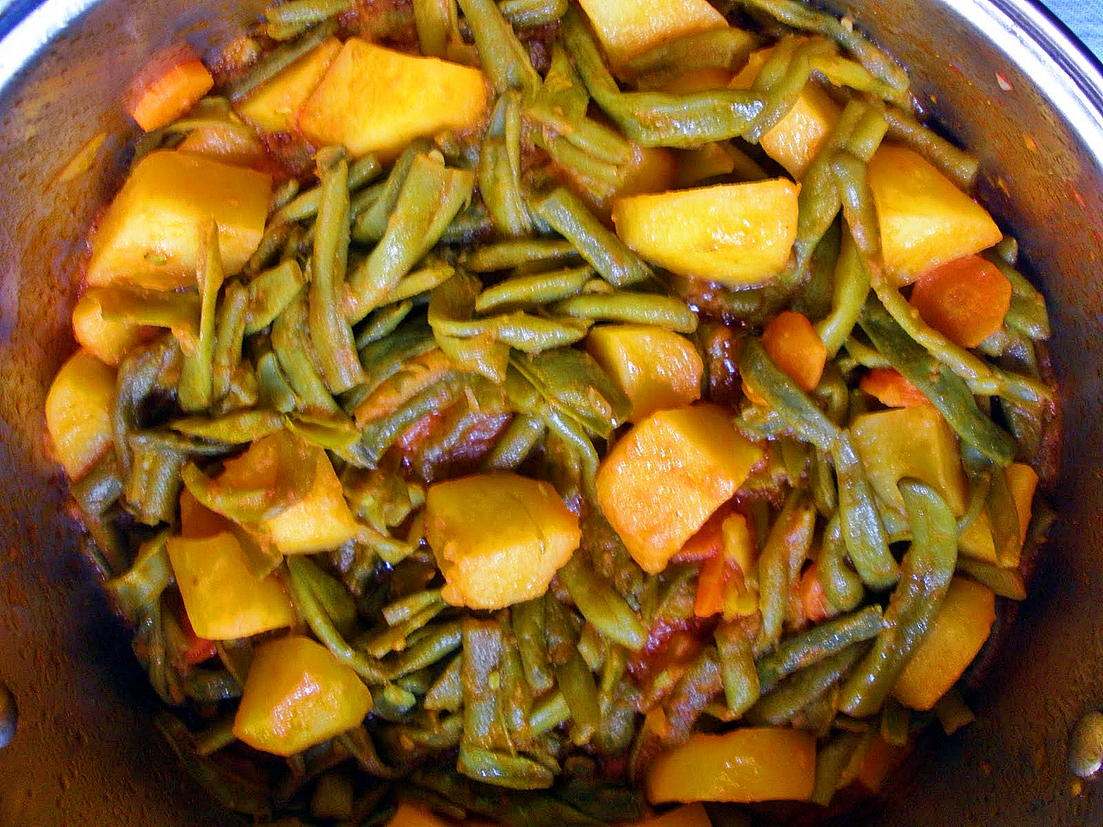 Top 7 Fasolakia me patates (Greek green beans with potatoes) recipes ...