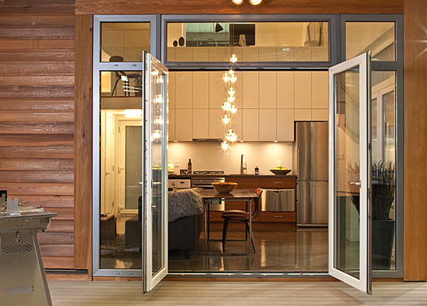 Small Prefab Home, BC, Canada: Prefab Modular Homes and Buildings