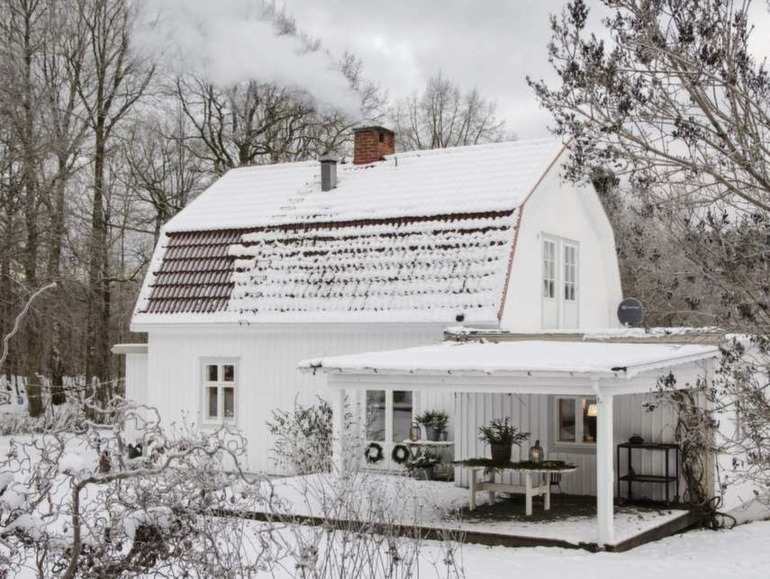 Keltainen talo rannalla: Kaunis joulukoti