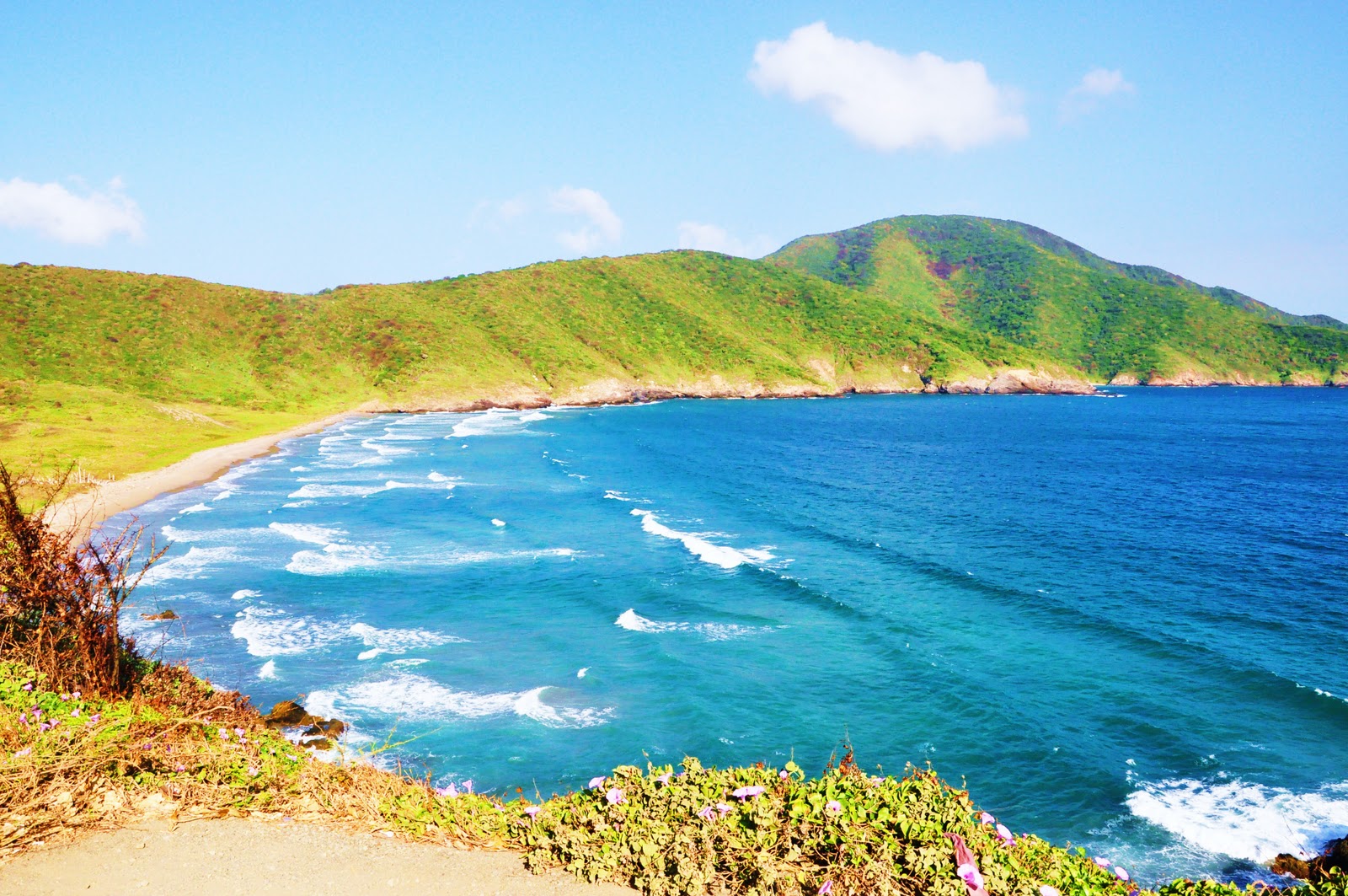 Ecoturismo In: NEGUANJE - SIETE OLAS - PLAYA CRISTAL