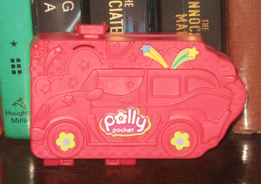 Percy's Fast Food Toy Stories : Red Polly Pocket - McD