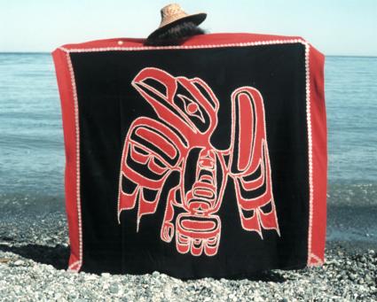 button blankets - an Indigenous tradition from the NorthWest Coast ...