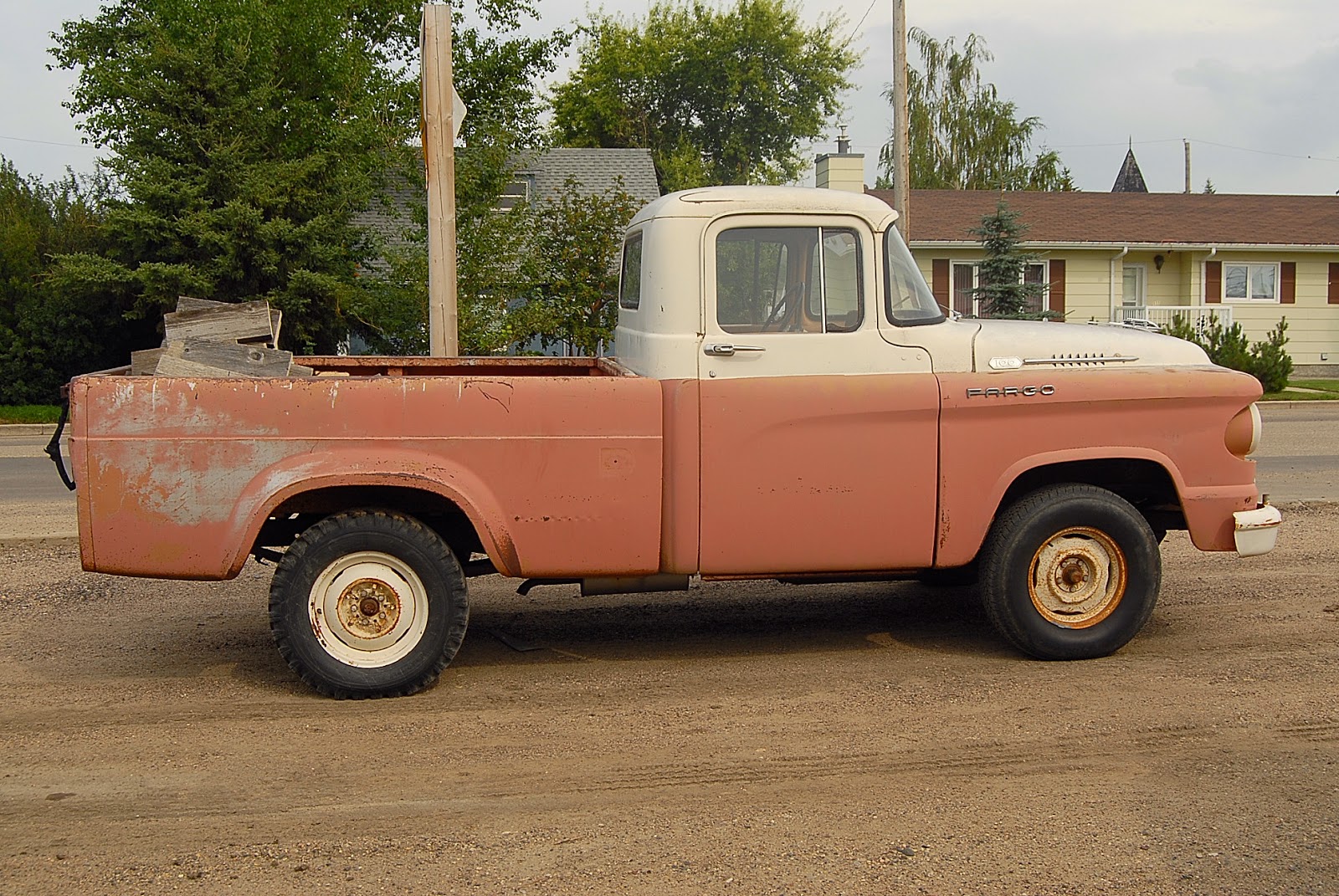 autoliterate: 1959 Dodge Fargo pickup