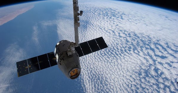 Pengertian Satelit Alami dan Satelit Buatan Serta Contohnya | Berita ...