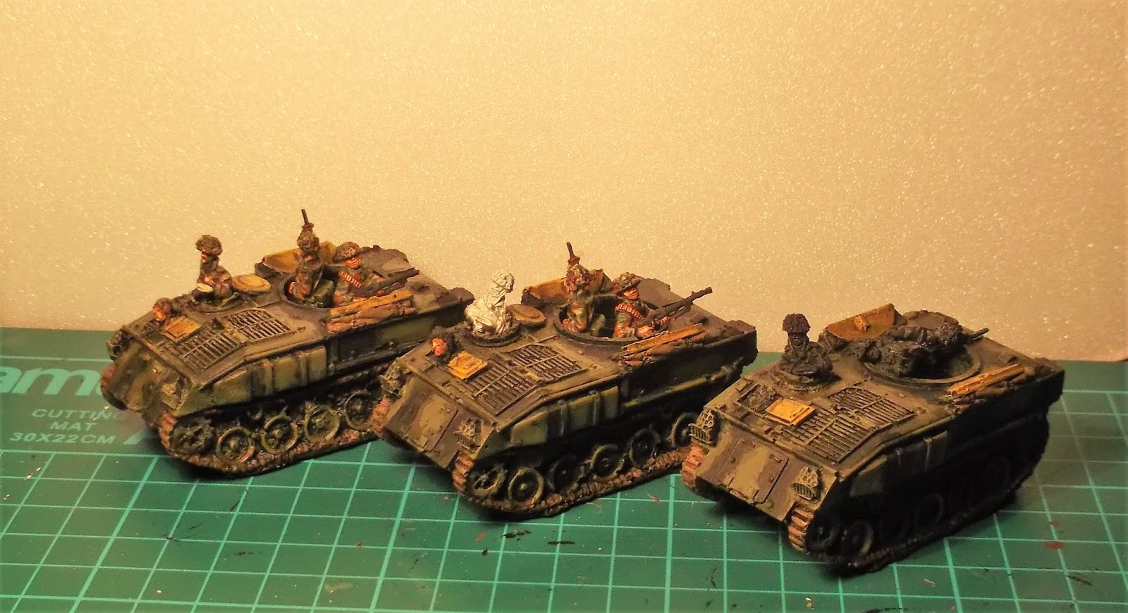 Solo Wargaming in the UK: Grubby tanks FV432 and WMIK (WIP).