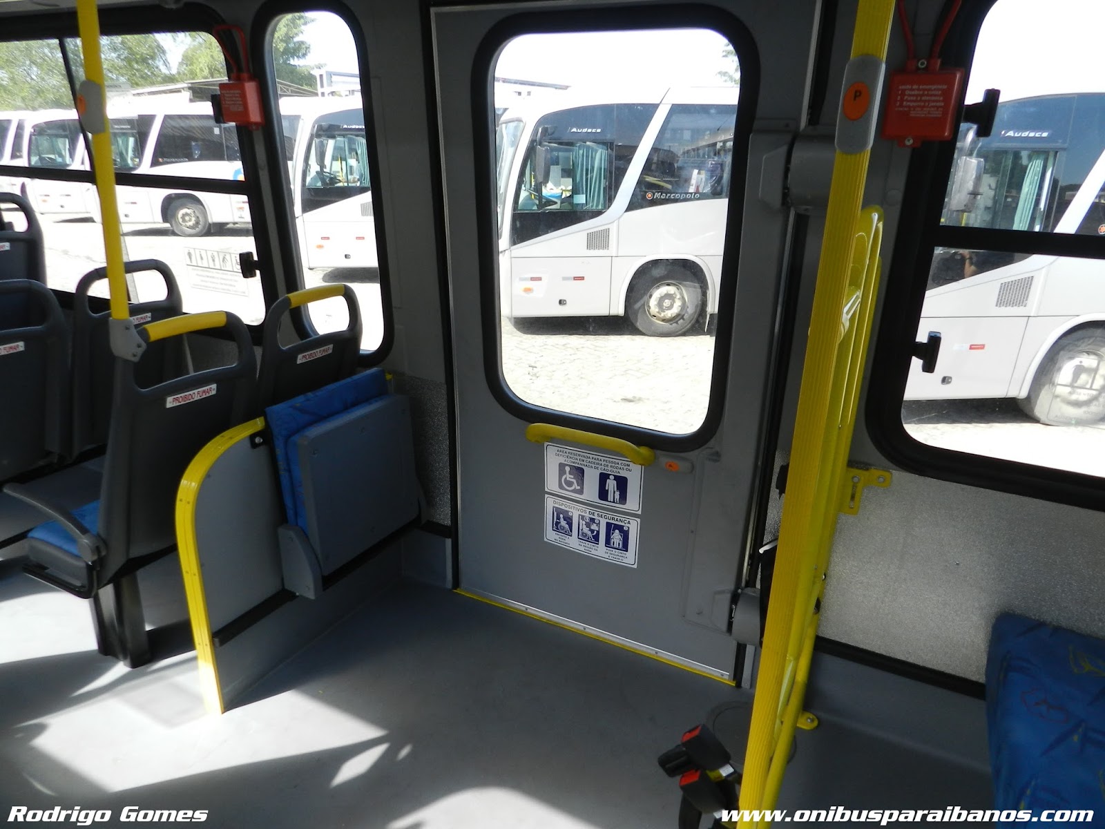 Rio de Janeiro testa novo tipo de elevador em ônibus