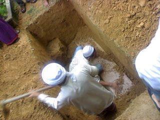 ISLAM ITU INDAH & MUDAH: ALAM-ALAM YANG DILALUI OLEH MANUSIA