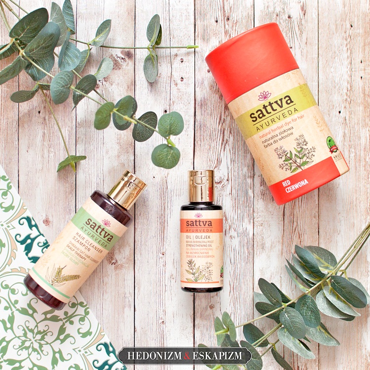 Sattva Ayurveda: szampon Shikakai, olejek Maha Bhringraj i henna ...