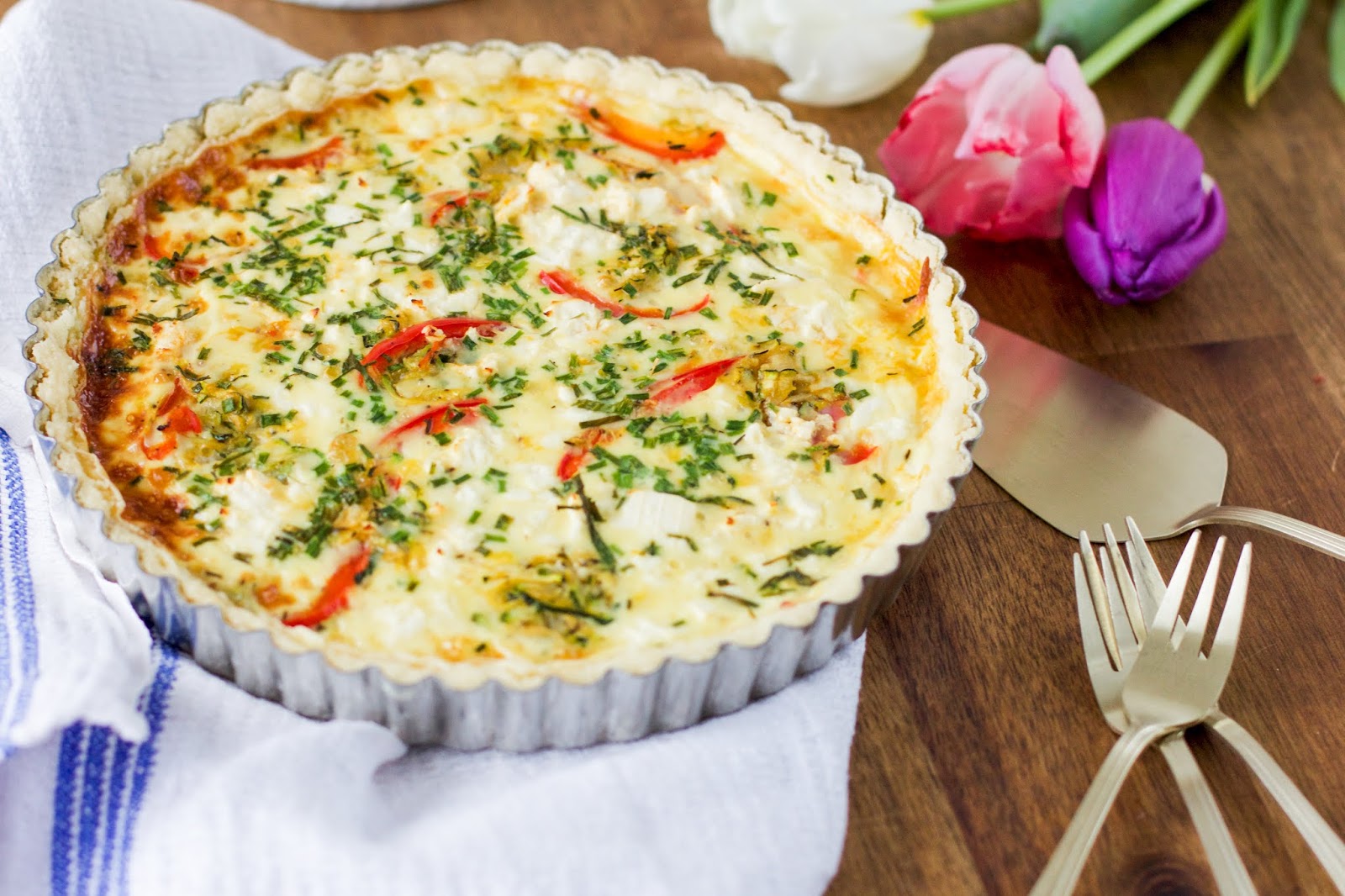 Pullahiiren leivontanurkka: Gluteeniton kasvispiirakka