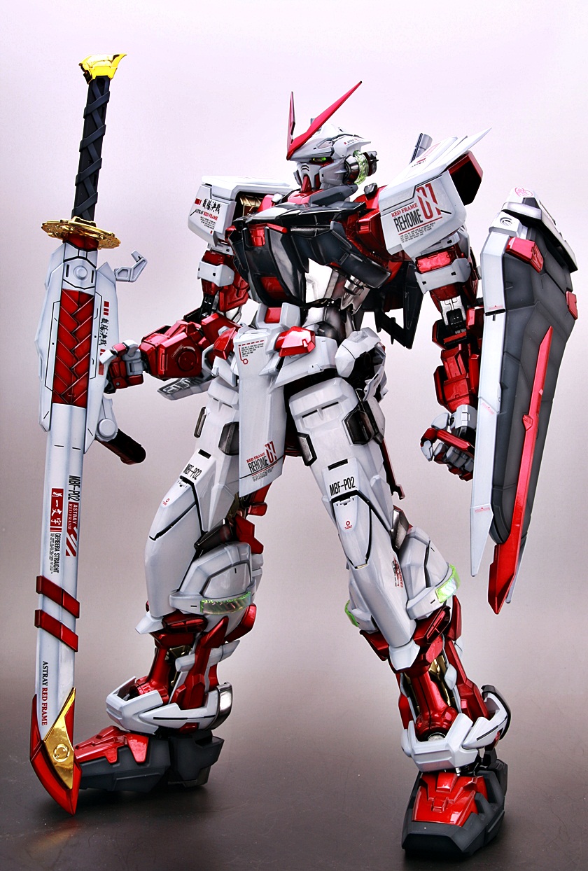 GUNDAM GUY: PG 1/60 Astray Red Frame - Painted Build