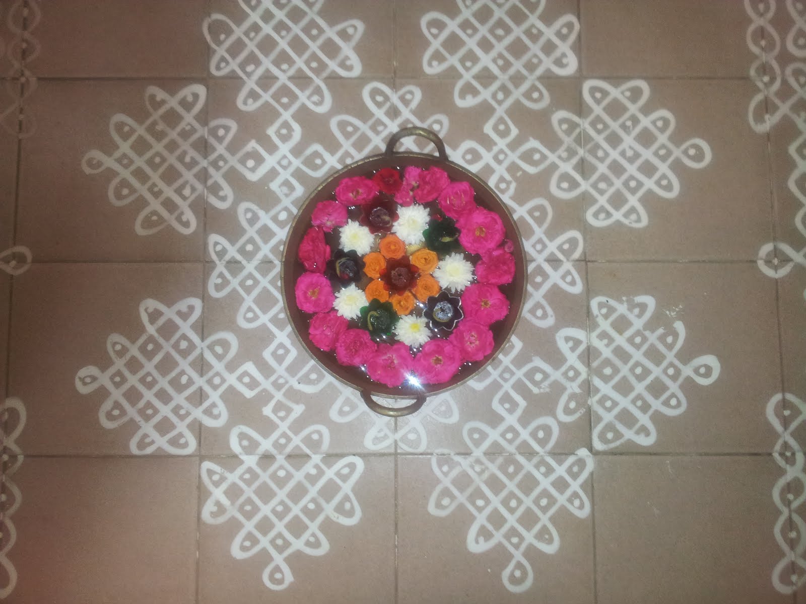 a splash of colour: Rice paste rangoli- the big picture