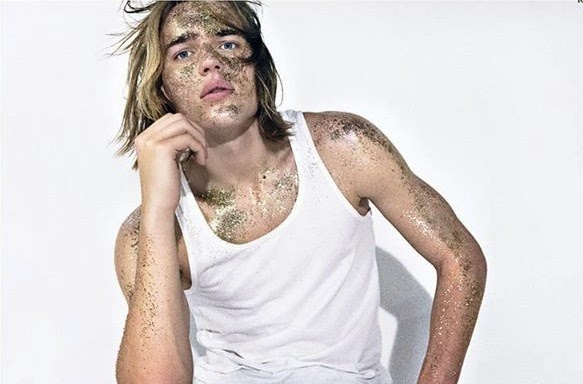 LE SILLON NASOGÉNIEN, LA LIMITE HAUTE DU SOURIRE