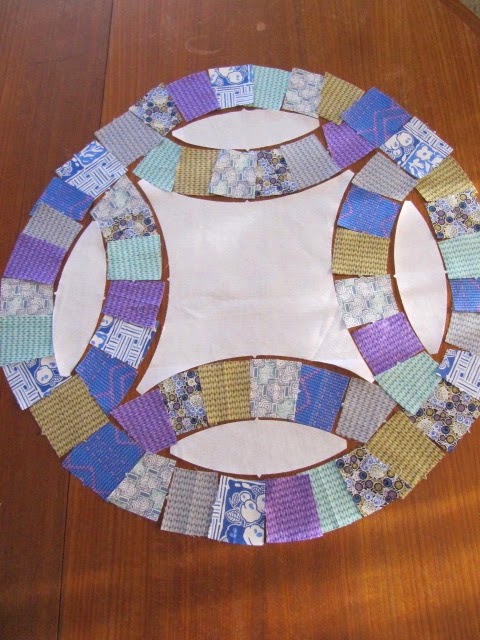 Sew Many Ways...: How to Assemble the Double Wedding Ring Block...