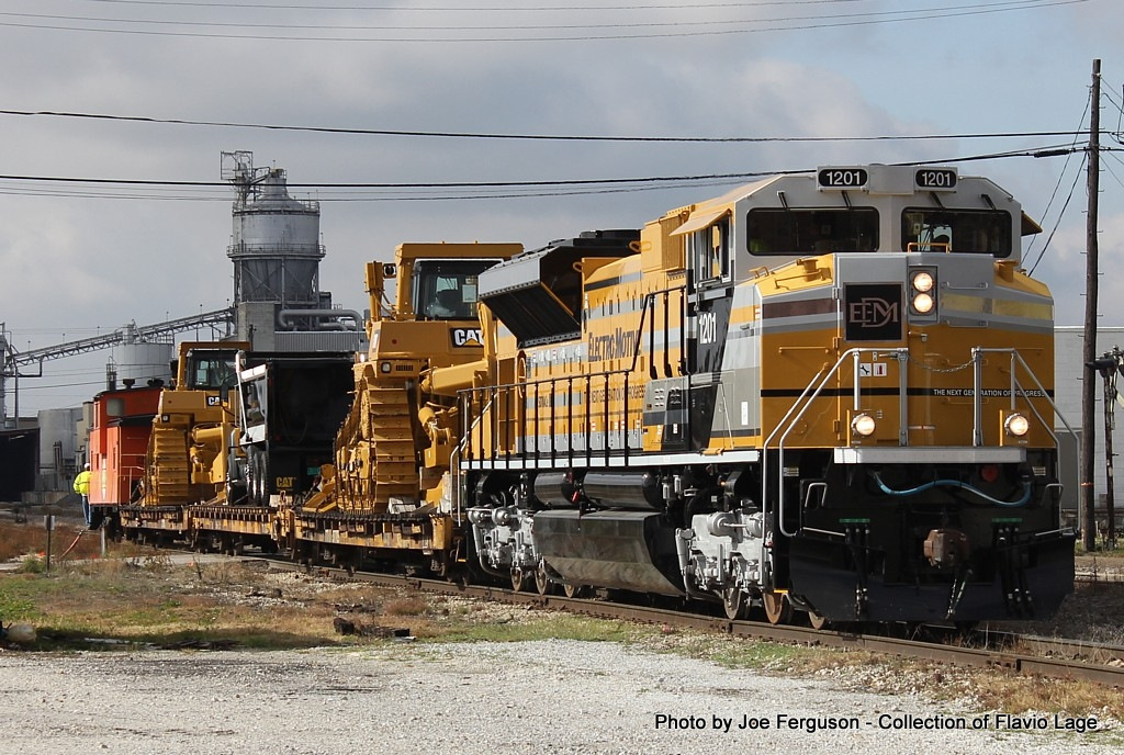TrainWatchersJournal: CAT Train in Peoria