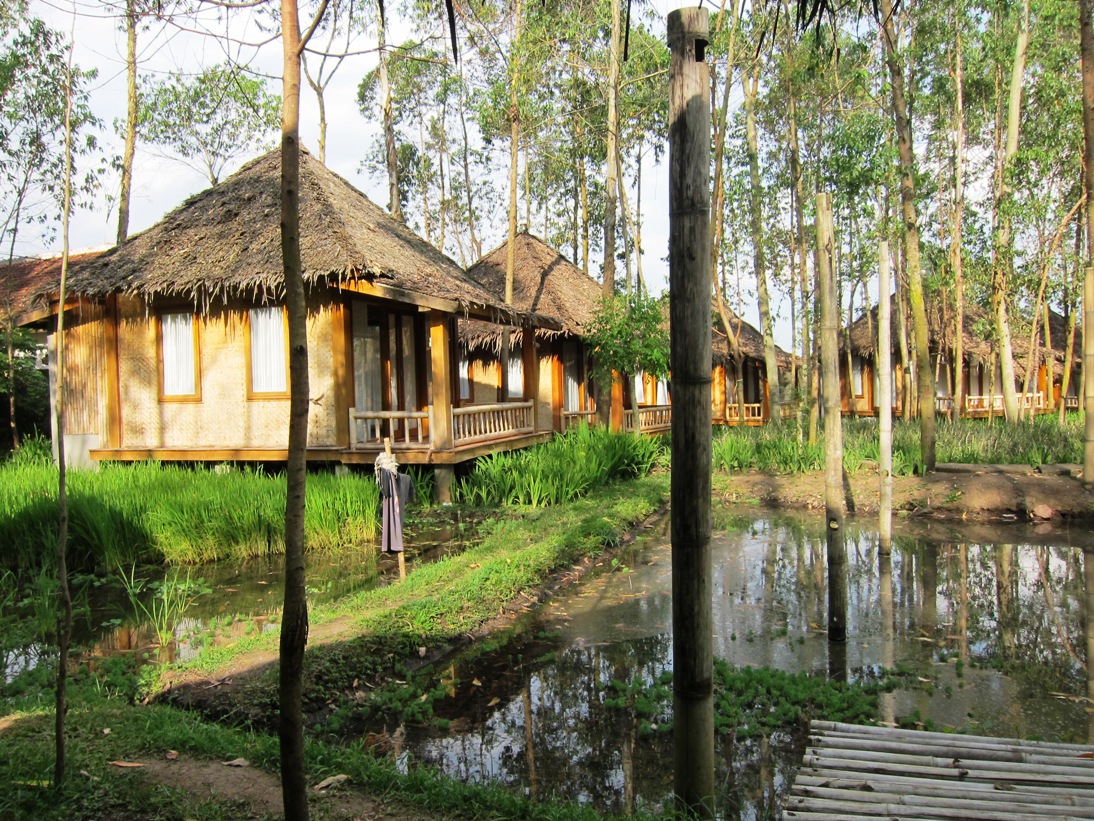 Hotel Murah Di Samarang Garut Terbaru 2018 - seruling bambu restaurant