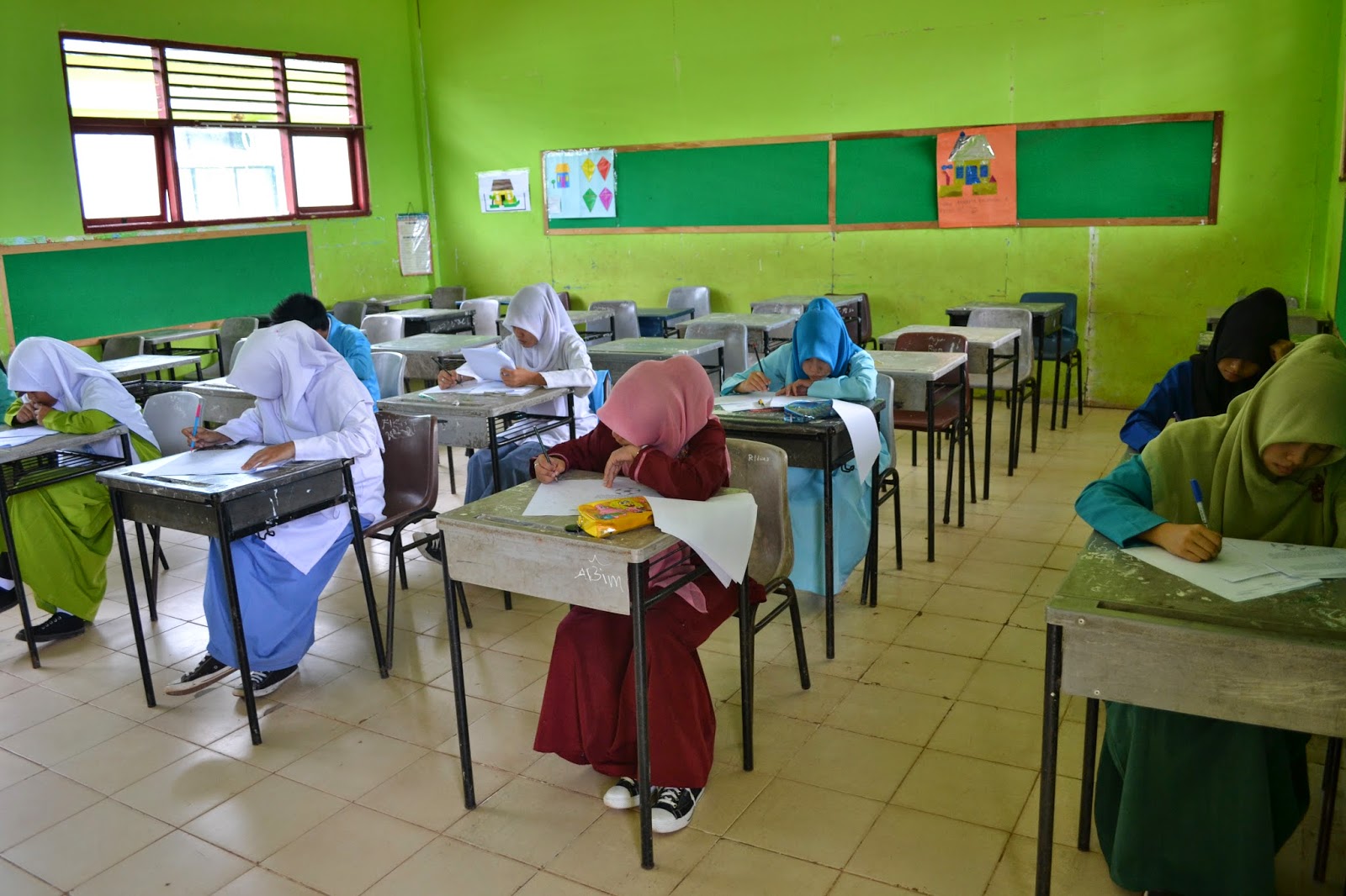 MAN BATAM: MAN BATAM IKUTI KOMPETISI SAINS MADRASAH TINGKAT KOTA TAHUN 2014