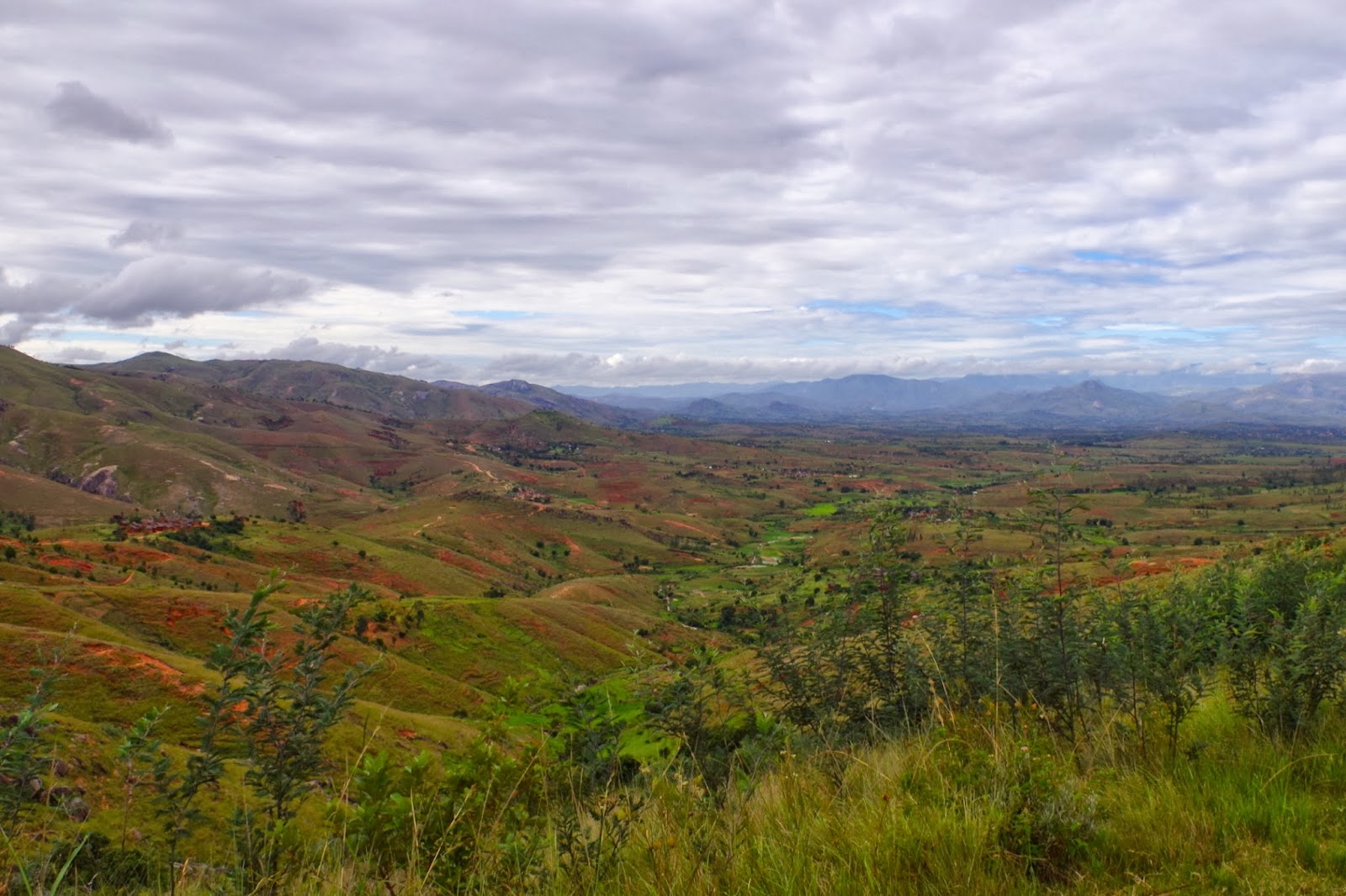 Les Didier à Mada: La "mythique" RN7, d'Antananarivo à Tuléar, puis ...