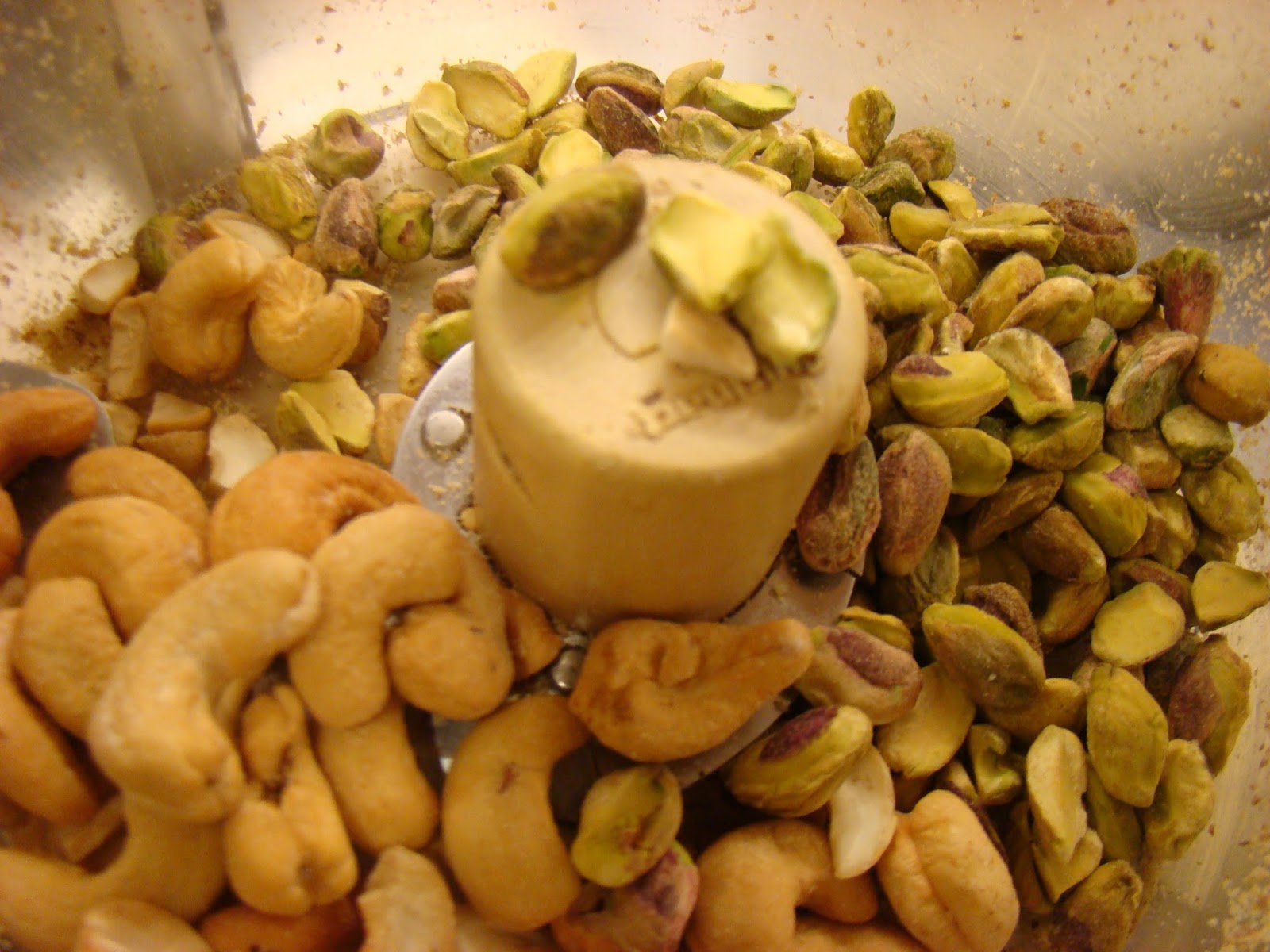 My Favorite Recipes Collection: Scrumptious Nutty Milk Fudge from ...