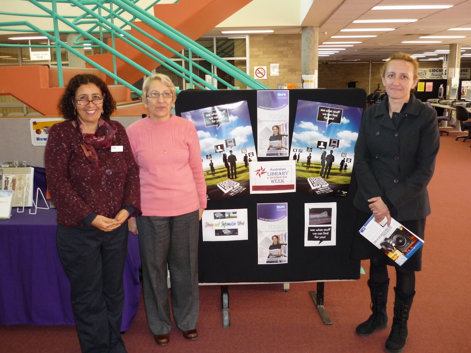 LIDCOMBE COLLEGE TAFE LIBRARY: 06.2011