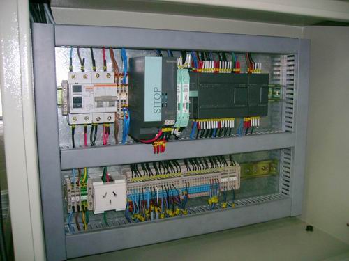 Automatizacion industrial: Control Logico programable (PLC)
