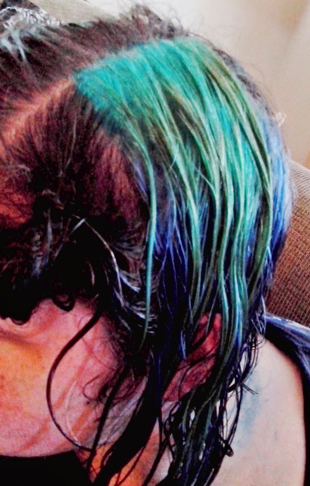 Second Chance Rejects: Blue dye fun... with HAIR