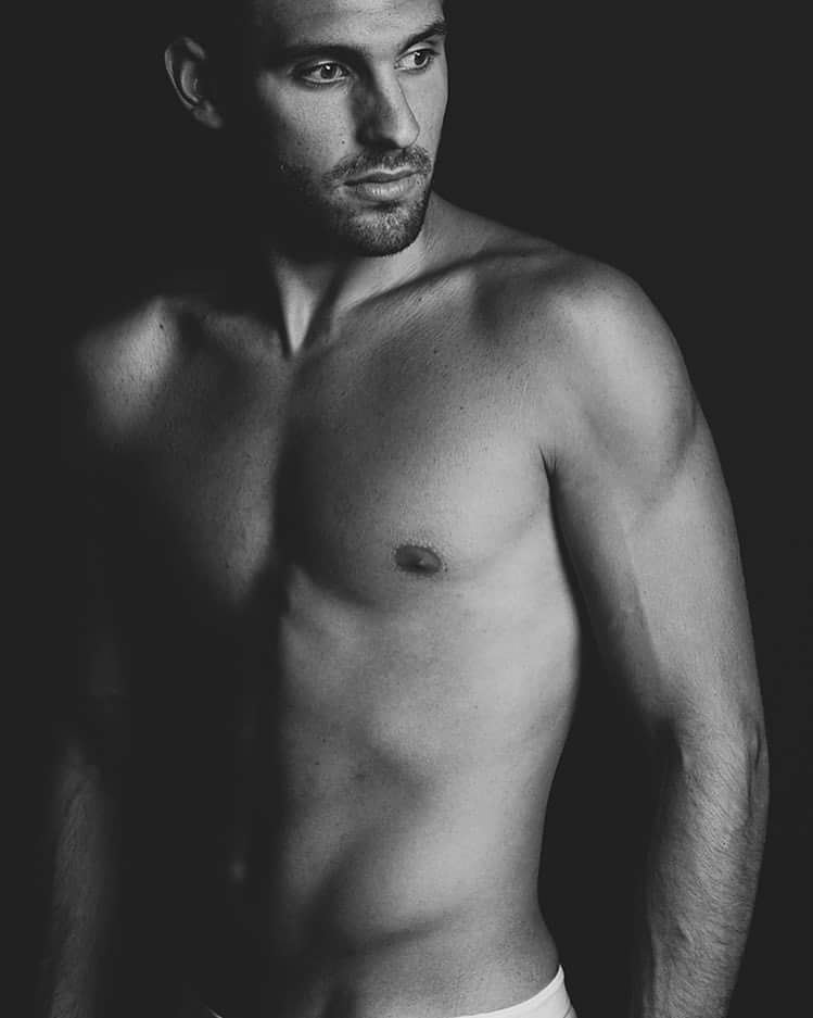 Oscar Alonso Ortiz: Man of the Year Spain 2017 | Apollo Male Gods