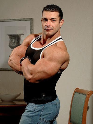 world bodybuilders pictures: bodybuilder manaul christian firica