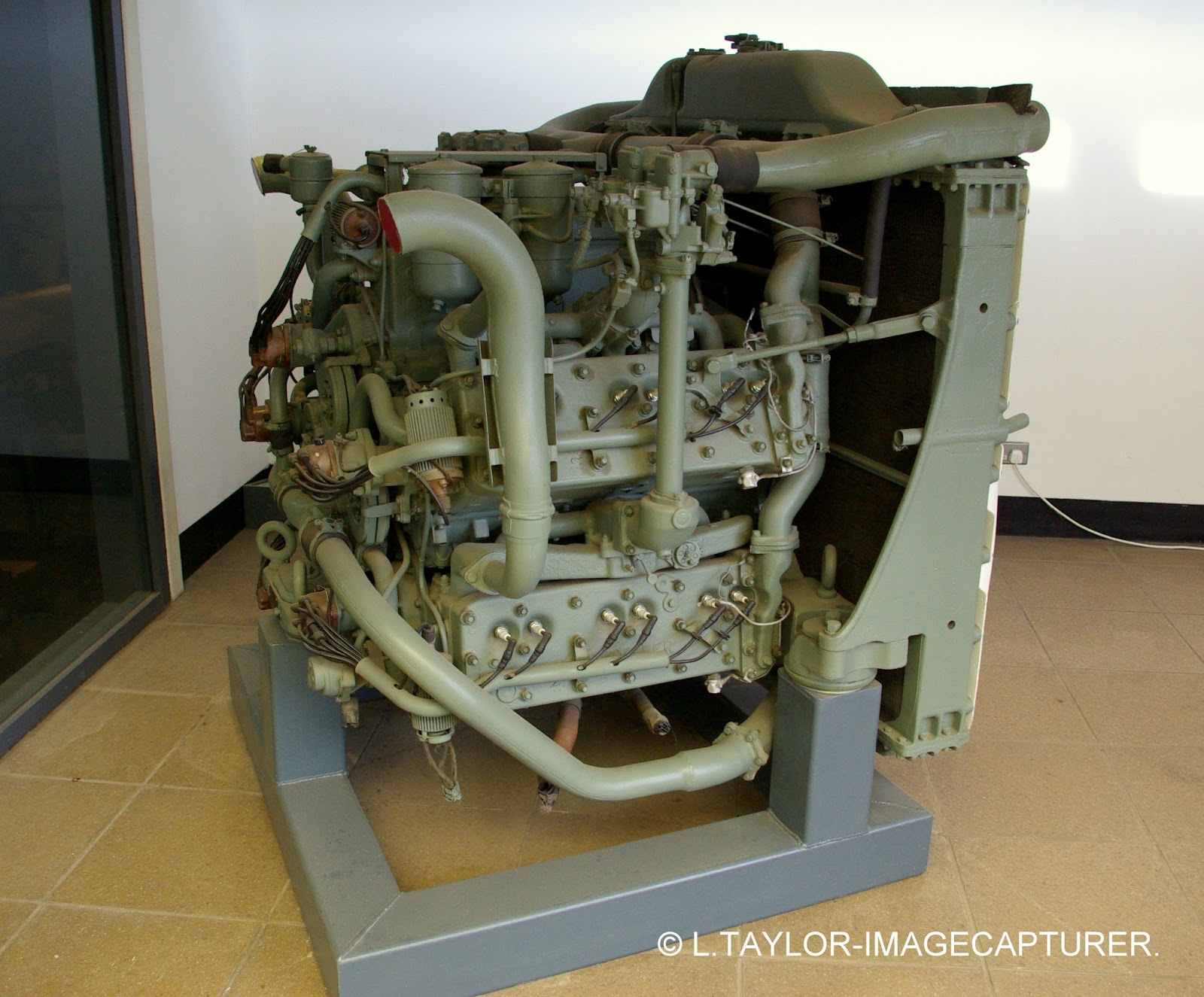 IMAGECAPTURER.: MILITARY EQUIPMENT.