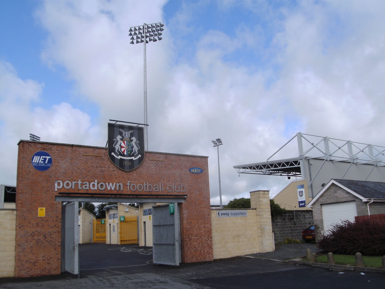 Extreme Football Tourism: NORTHERN IRELAND: Portadown FC