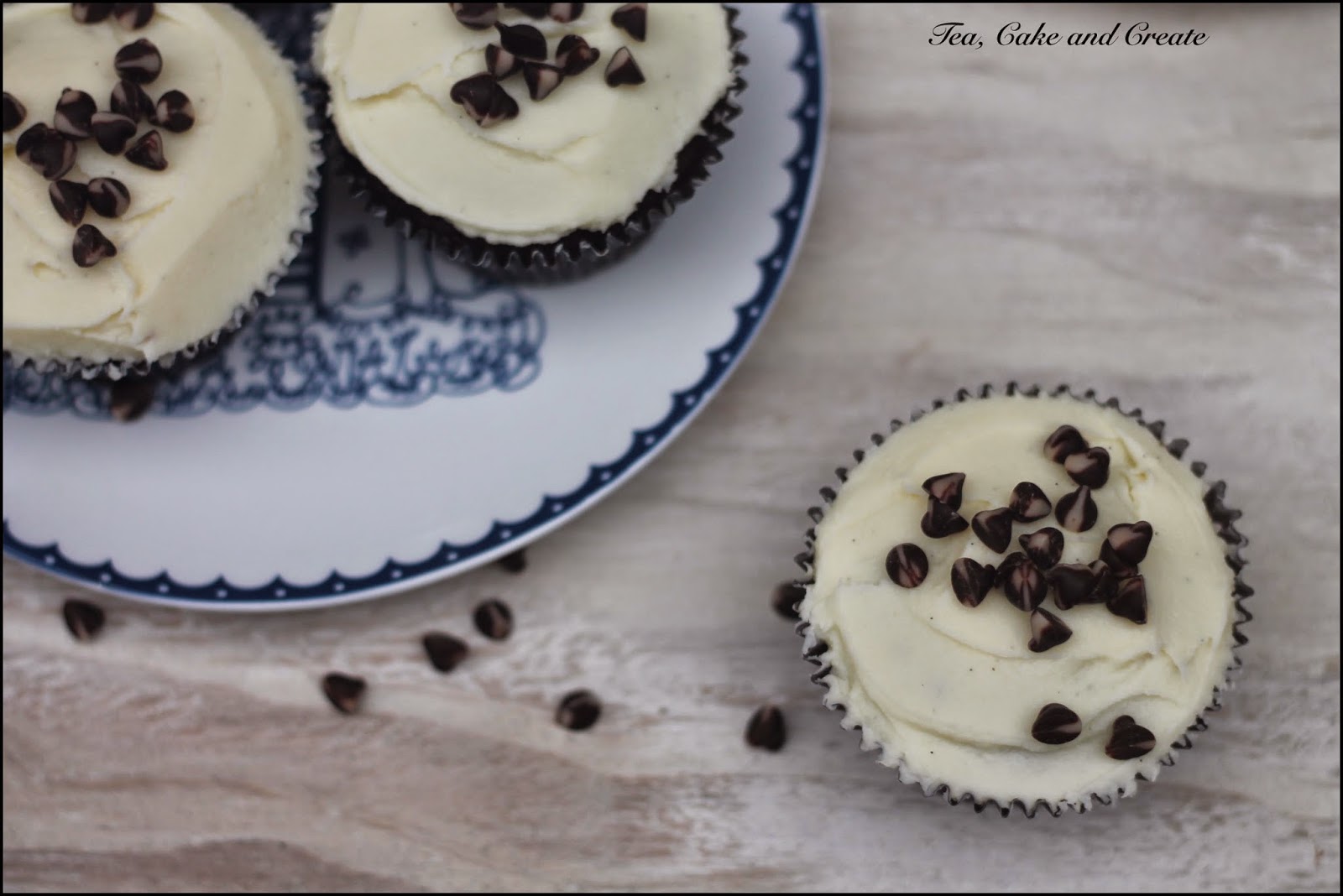 Tea, Cake & Create: Top Deck Cupcakes