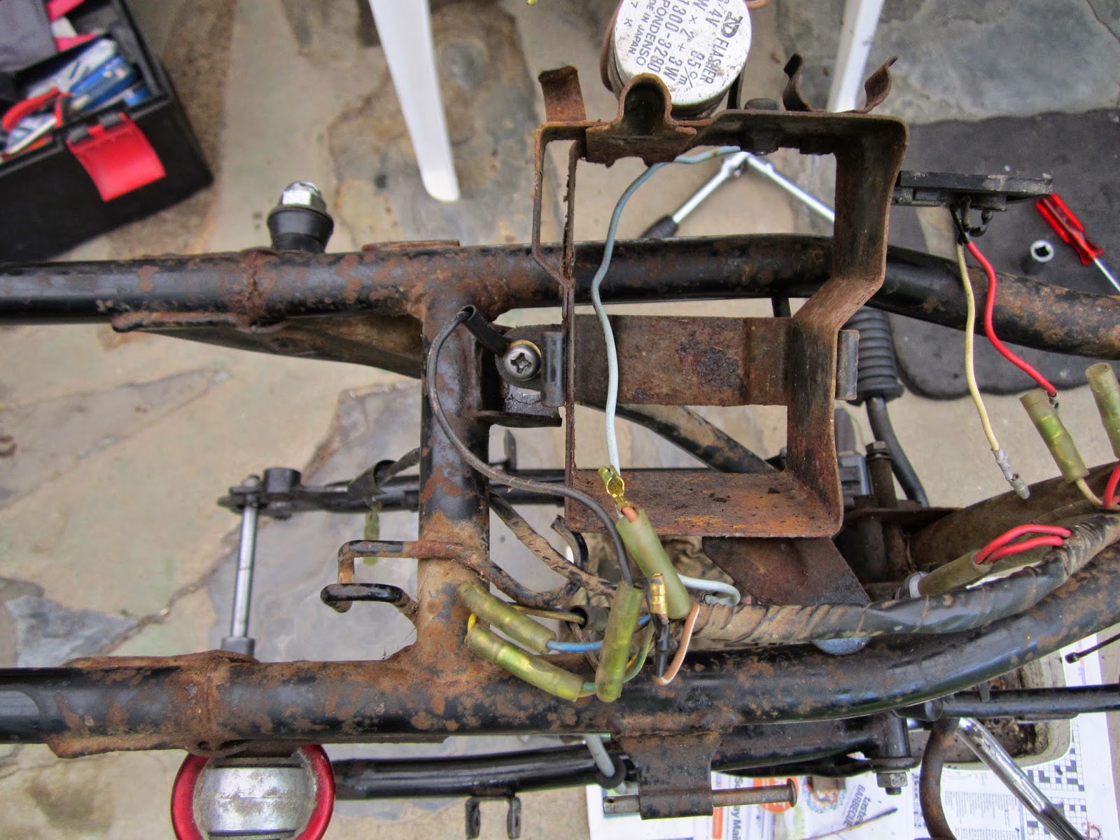 Restoration Yamaha LS3 1972: Taking the Yamaha LS3 apart