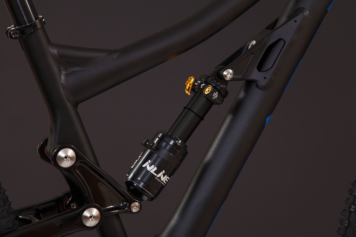 Alutech Cycles' New Fanes 5.0 Cane Creek Helm Launch Edition Bike ...