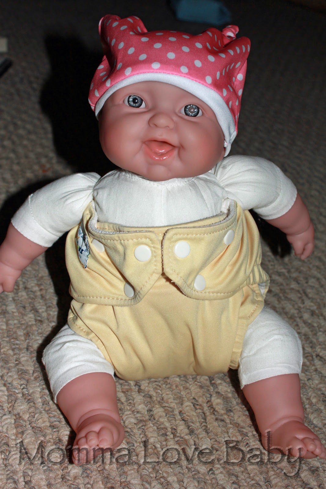 Baby Changes Everything: The WHAT About Cloth Diapers?