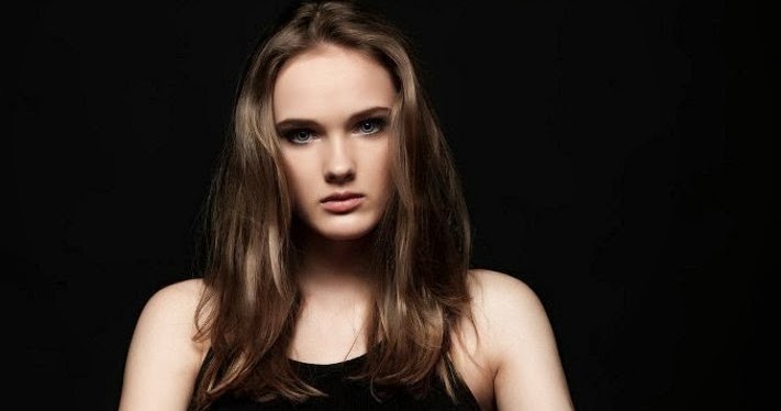 Saga Lucy Hart, Deathdealer - Eva Sloan - Desde Mil Corazones