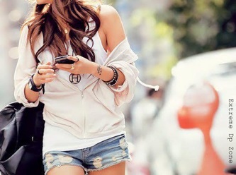 The Facebook Freak : 38 best facebook DPs for Girls (Display Pictures)