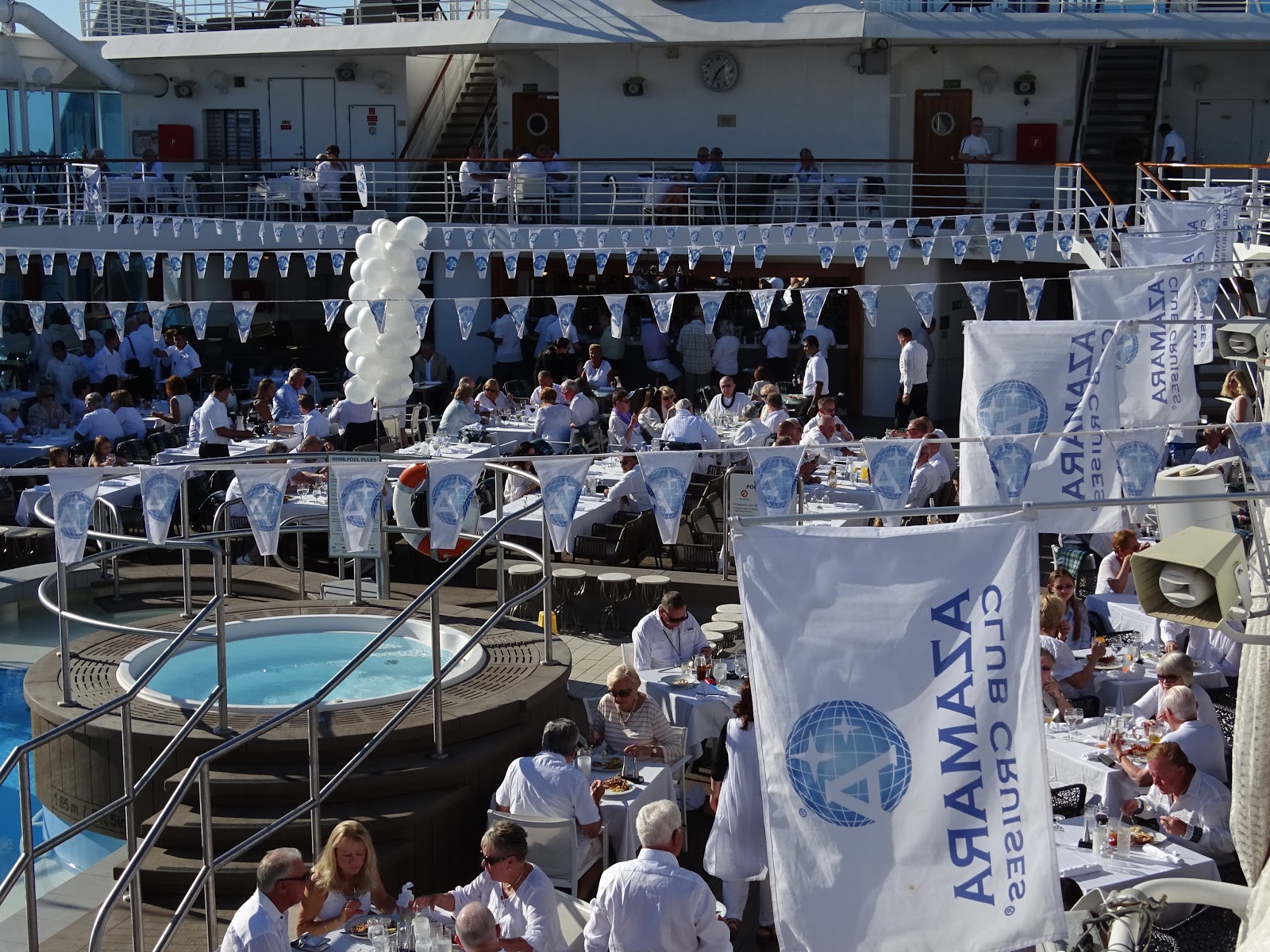 Sergio@Cruises: White Night Parties na Azamara Club Cruises