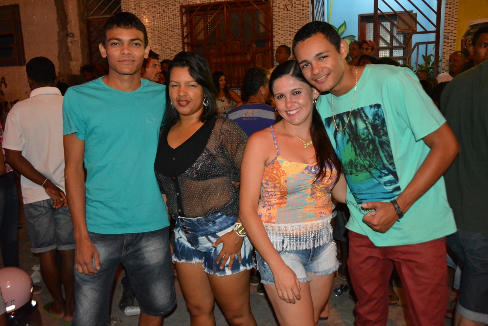 FOTOS: RAMON CIGANO E CLEIDE BARBOSA NA 11ª CERVEJADA DO CHINA'S EM ...