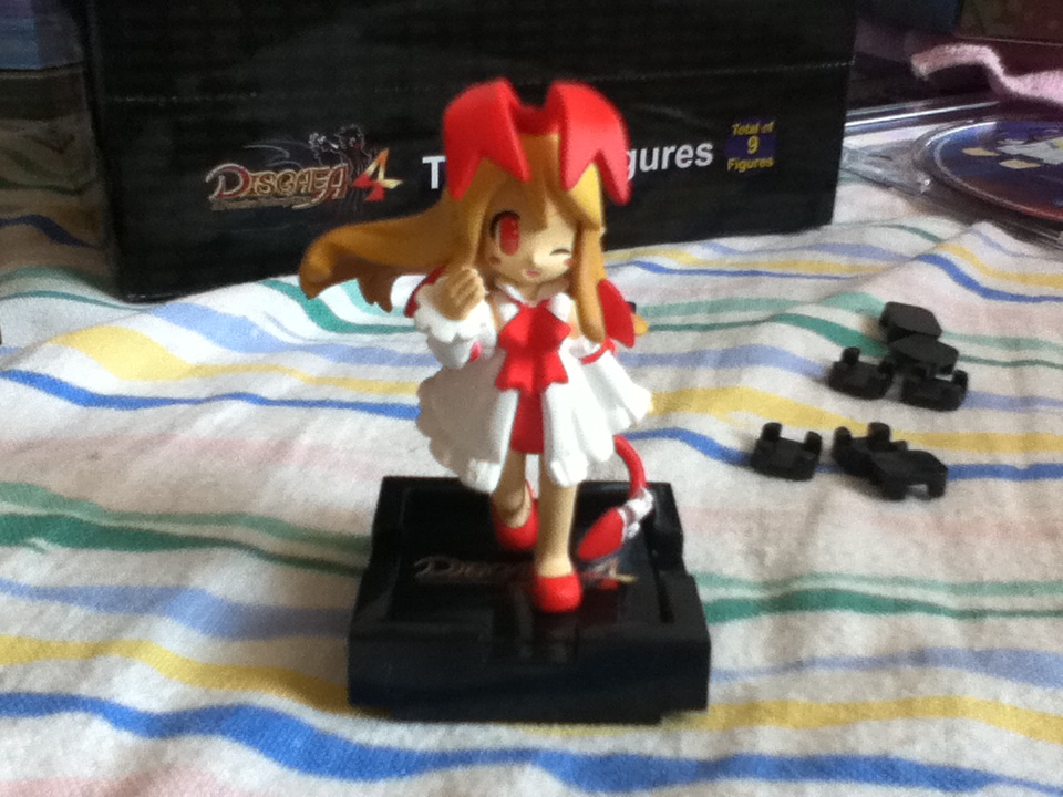Wobbufux: Disgaea 4 Character Figurine Limited Edition Unboxing!