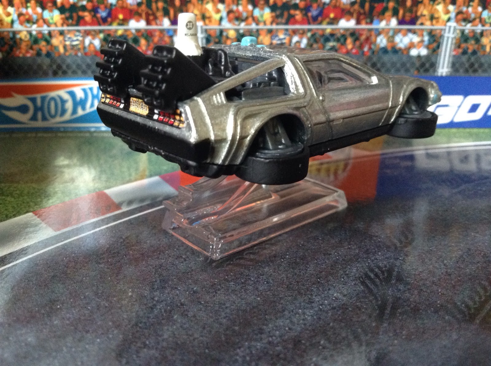 JULIAN'S HOT WHEELS BLOG: Time Machine Hover Mode (2015 Retro ...