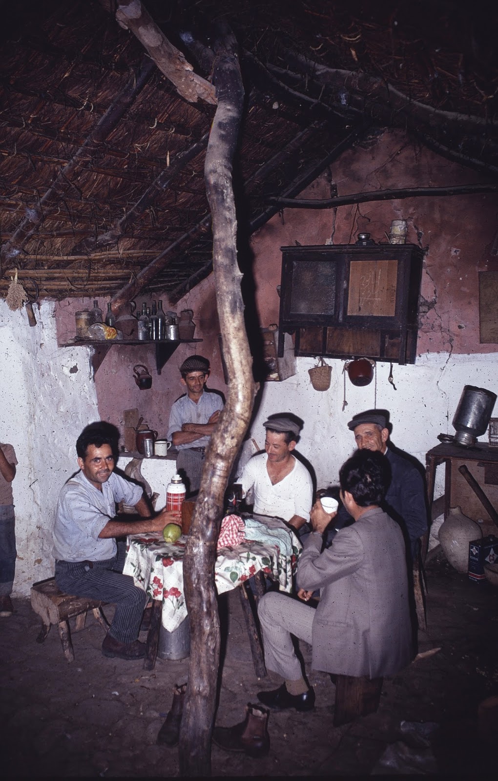 El interior de las chozas - El blog de salus