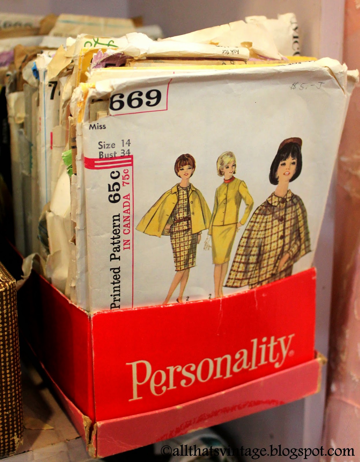 All That's Vintage: 10 DIY Projects Using Vintage Sewing Patterns