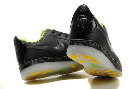 Nike Zoom Kobe Bryant Basketball Shoes