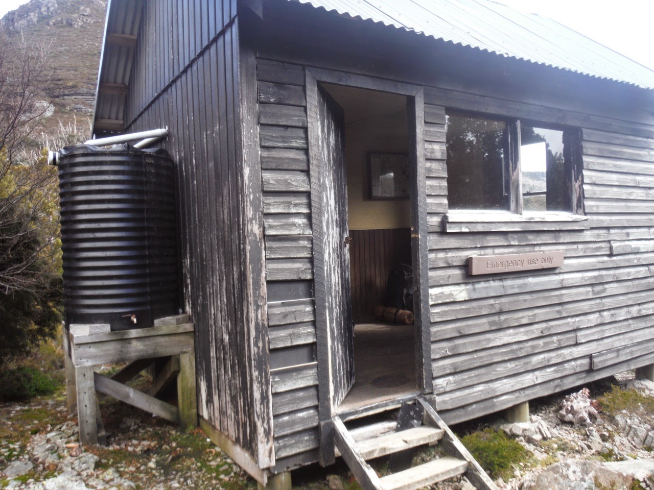 Scott-Kilvert Memorial Hut Hike | DannyG.com