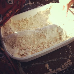 grass stains: Homemade 'cloud dough'!