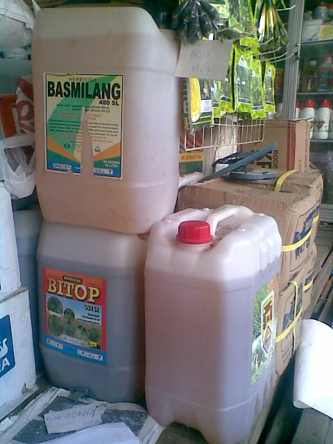 Toko Sumber Rahmat: Herbisida/Pembasmi Rumput Ukuran 20 Liter