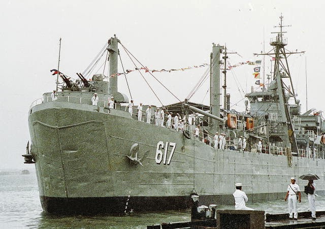AGR 702 BRP Gregorio Velasquez ( ex- r/v melville ) - Page 3 ...